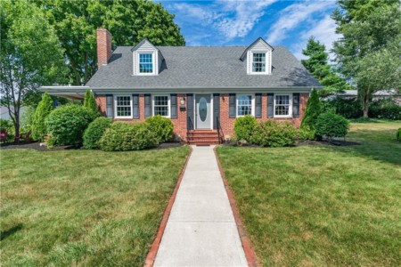 10 Beautiful Homes for Sale Under $500K | Redfin