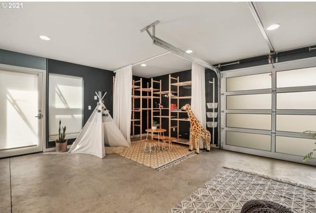 How to Convert Your Garage Into a Living Space - Redfin