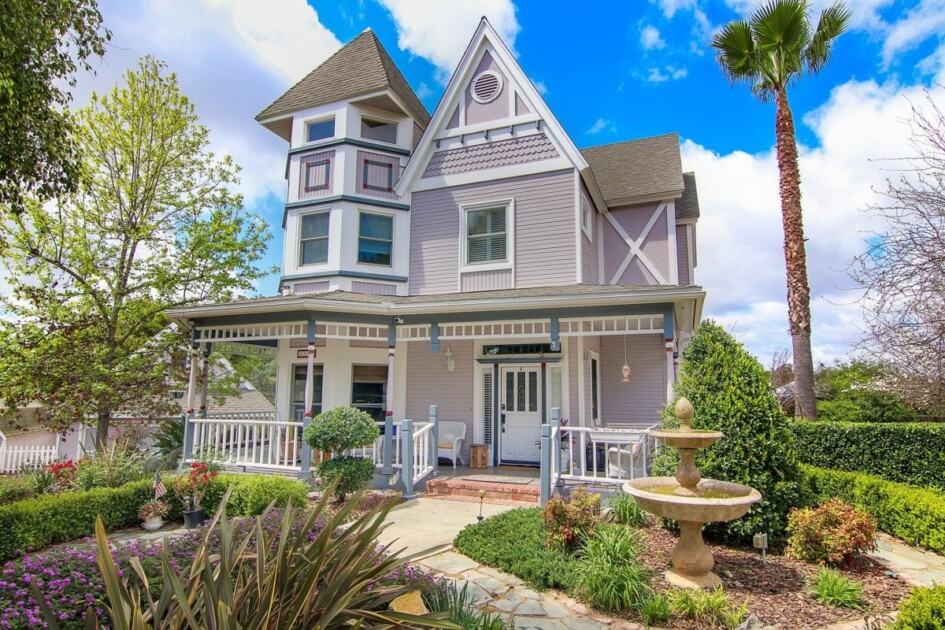 Victorian House Styles: An Era of Unique Design - Diamond Realty Group LLC