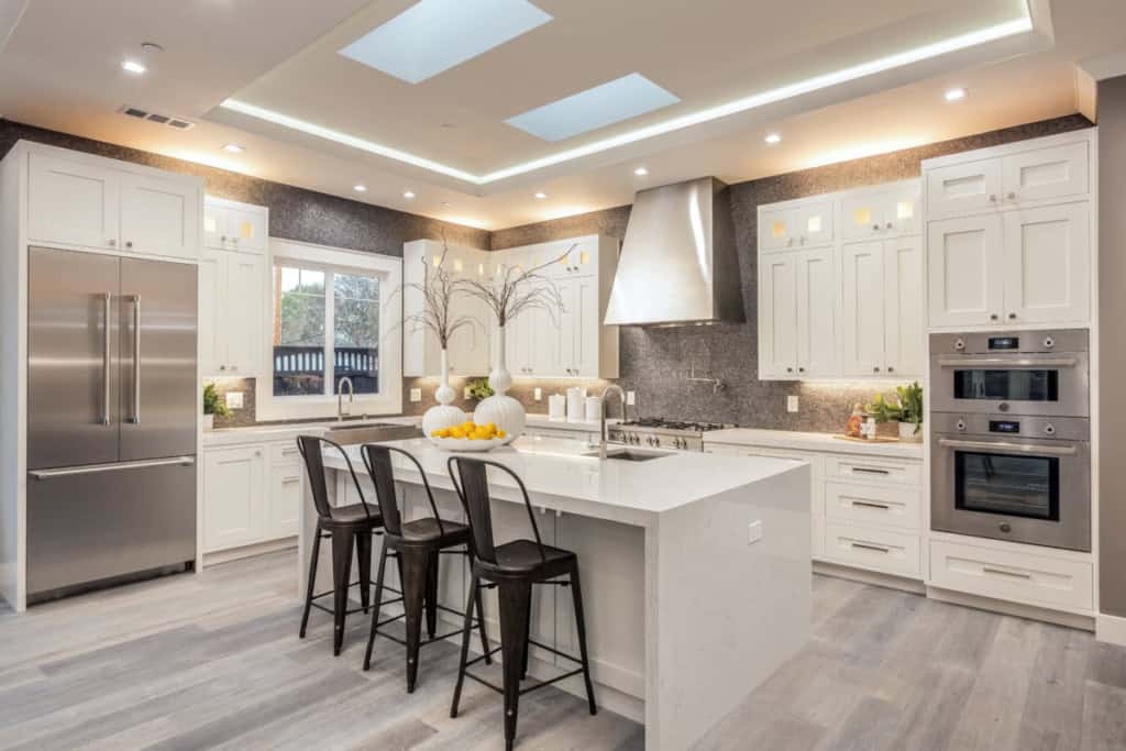 Which Apartment Kitchen Layout Fits Your Needs? | Redfin