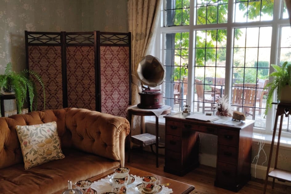 8 Clever Way to Divide a Room Without a Wall | Redfin