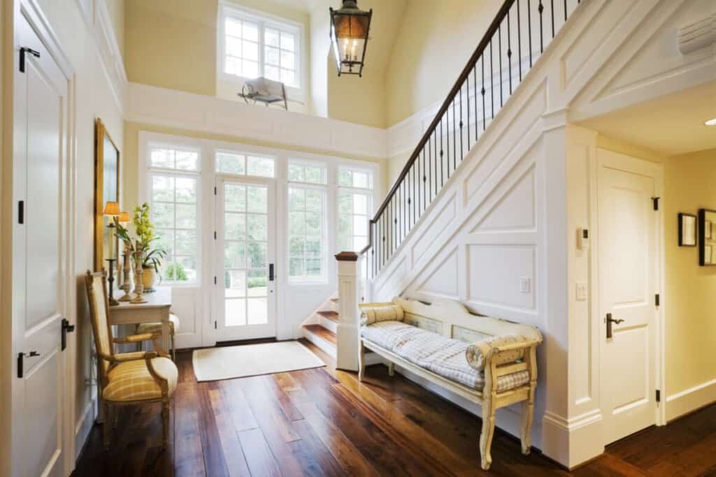 Southern Charm Home Decor Tips | Redfin