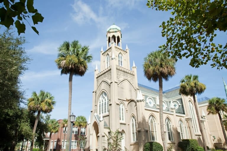 Savannah Neighborhood Guide: Where to Live in 2024 | Redfin
