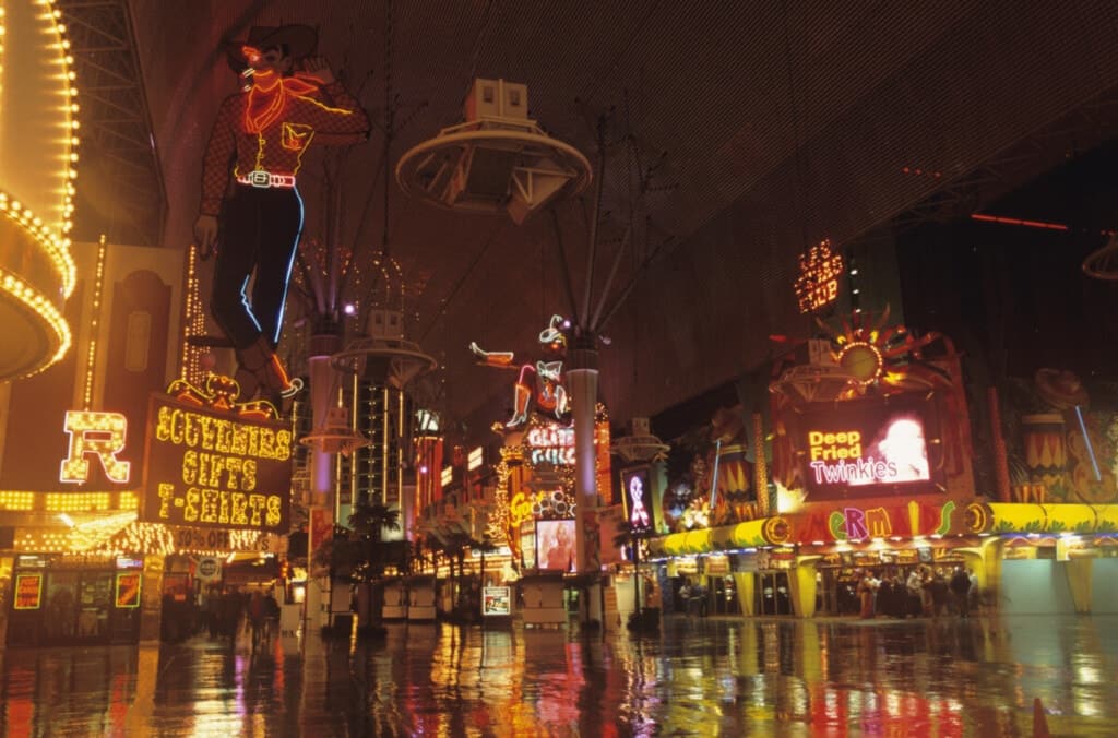 What is Las Vegas Known For? Get to Know Sin City | Redfin