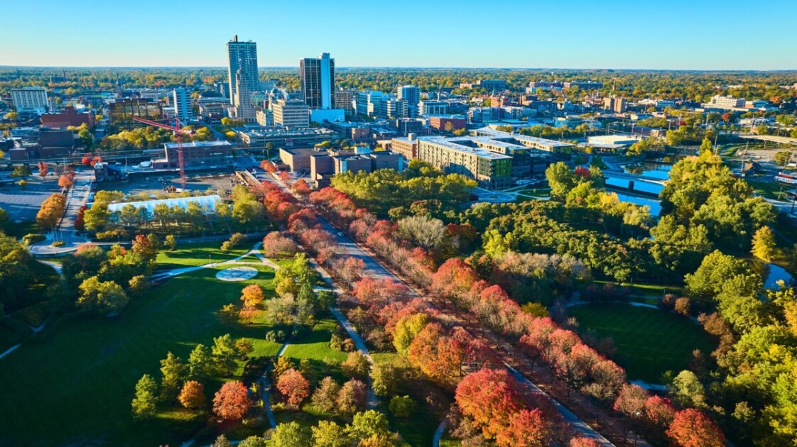 Indiana Real Estate Commissions: What to Expect in 2024 | Redfin