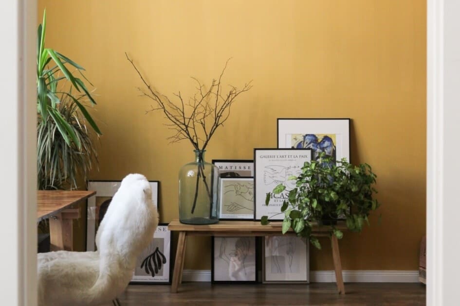How to Get Rid of "Old House Smell" | Redfin