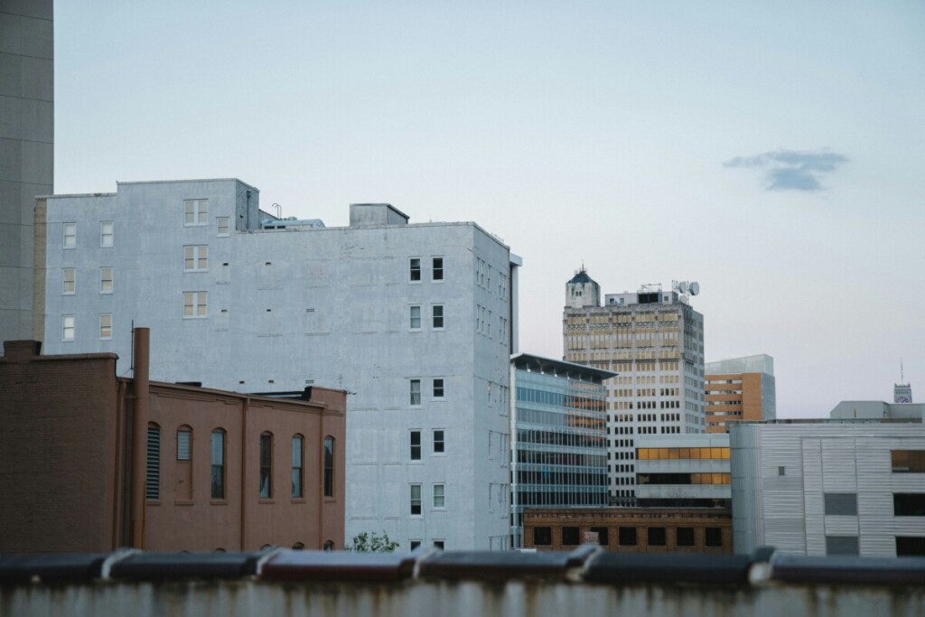 Jackson Neighborhood Guide: Where to Live in 2024 | Redfin