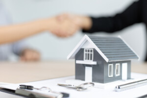 What Is an Escalation Clause? - Redfin