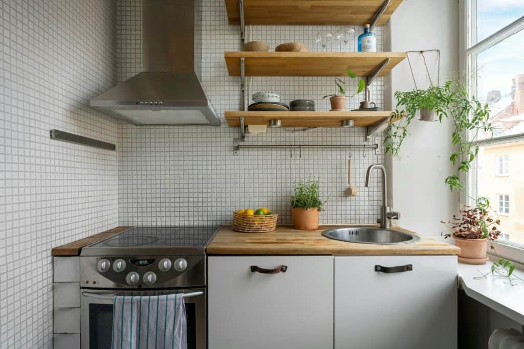 What is a Kitchenette? Little Kitchen, Big Potential | Redfin