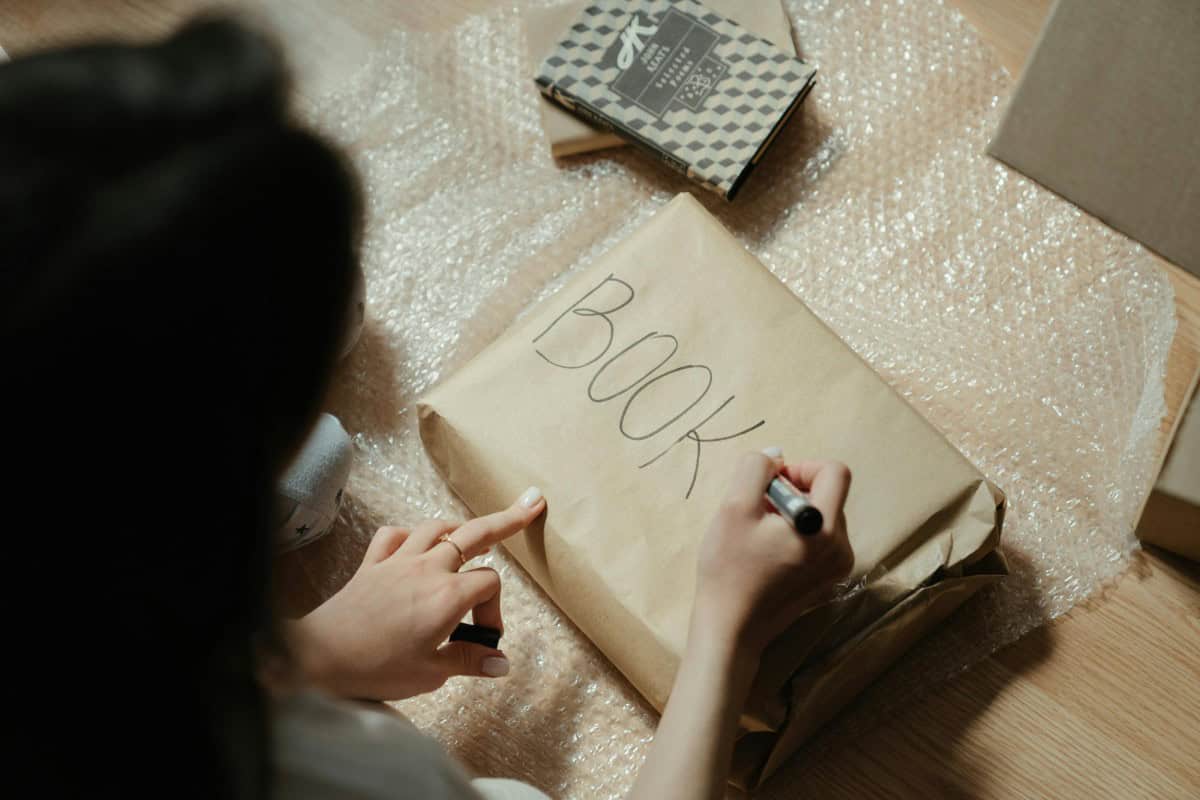 How to Pack Books for Moving: 8 Expert Tips That Work | Redfin