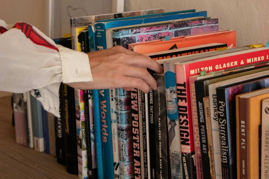 How to Pack Books for Moving: 8 Expert Tips That Work | Redfin