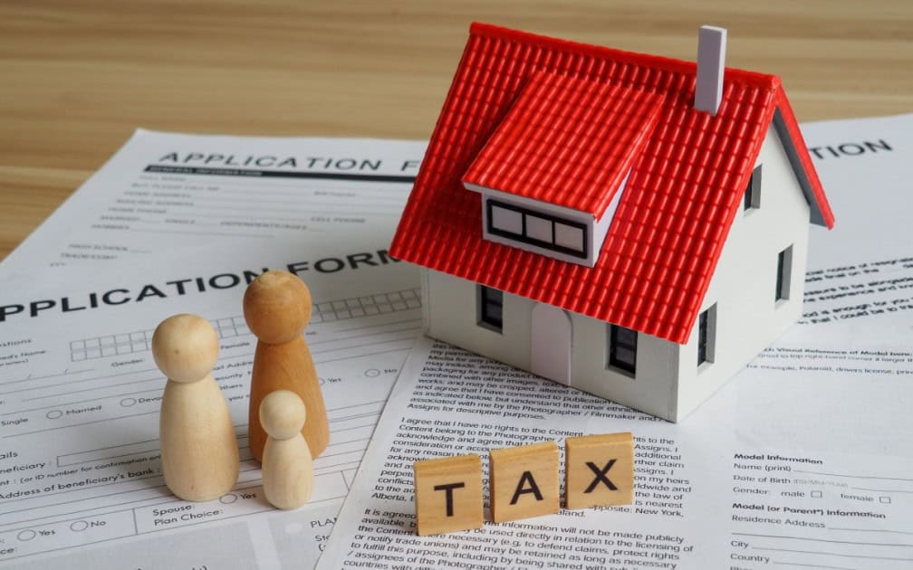What are Property Taxes and How Do They Work? | Redfin