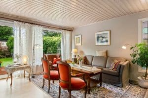How to Light a Room With No Overhead Lighting | Redfin