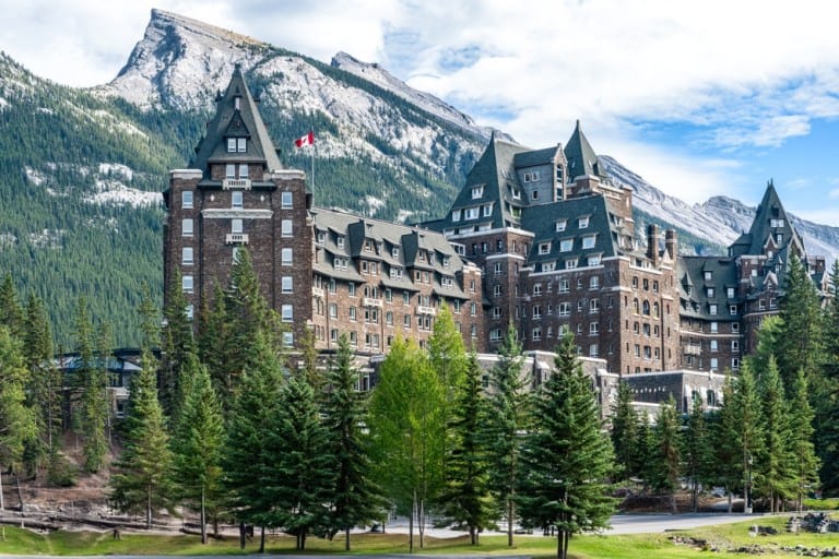 Is Canada a Good Place to Live? | Redfin