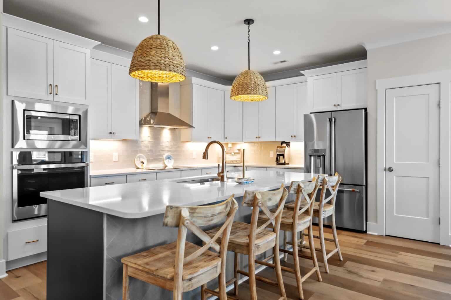9 Benefits of Home Staging When Selling Your House | Redfin