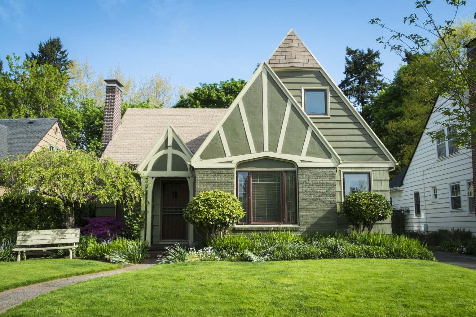From Problem to Profit: The Complete Guide to Selling a House with ...